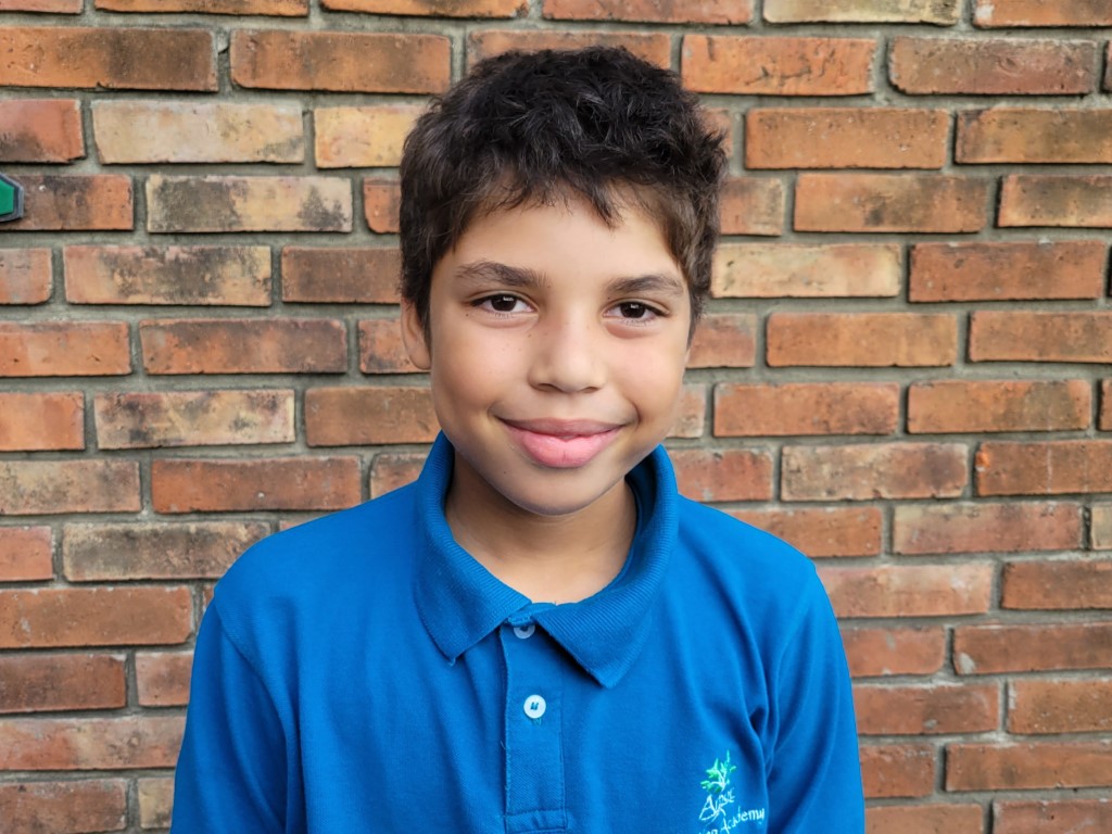 Vantroi W. - TeachBeyond