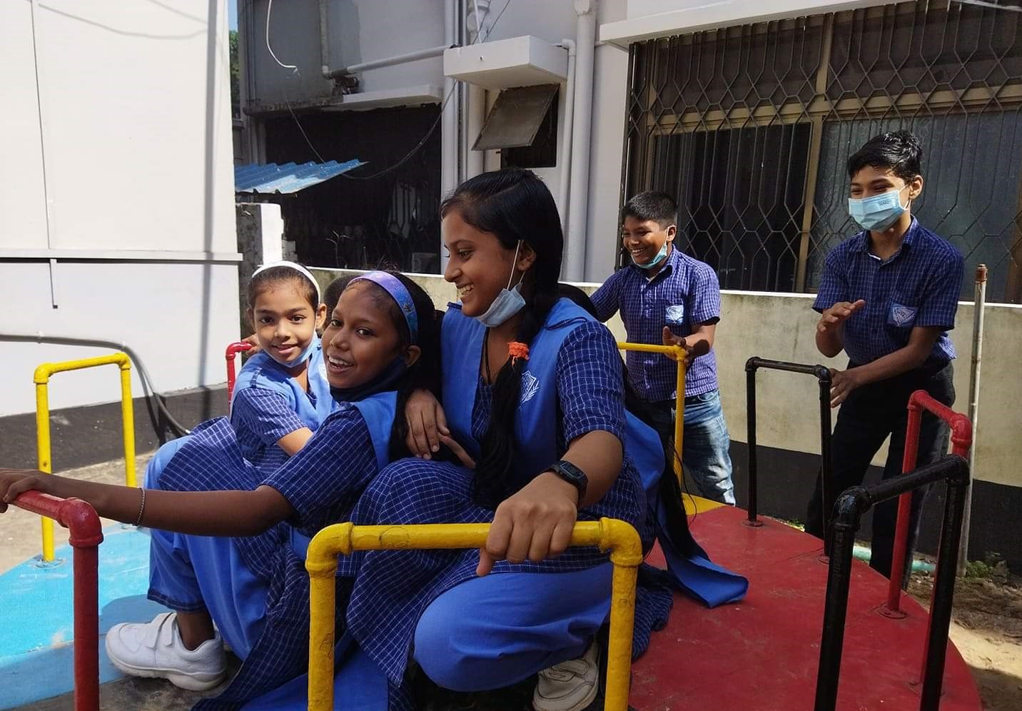 Founder's Free School - TeachBeyond